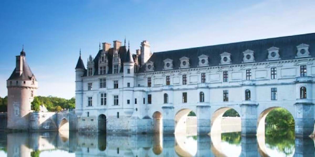 Loire Valley Castles Tour - Day Trip from Paris with Wine Tasting ...