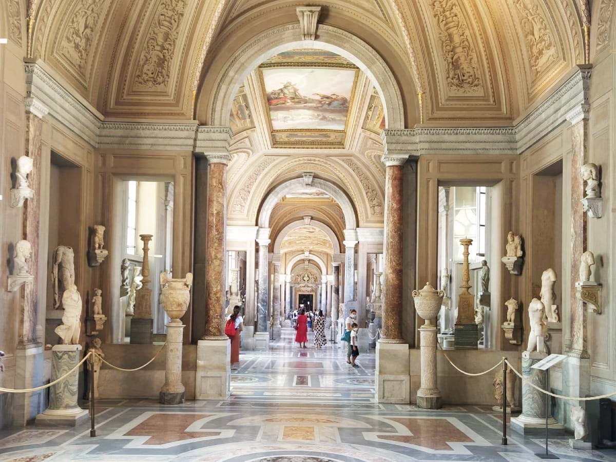 Vatican Breakfast with Museums VIP Guided Tour - City Wonders